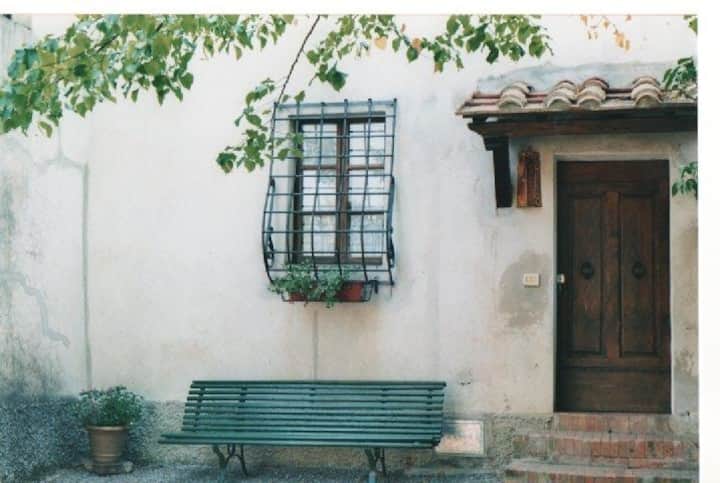 Casa Di Campagna A Montepulciano - Montepulciano