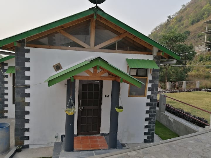 Cottages In Bhimtal | Book from 50+ Stay Options @Best Price