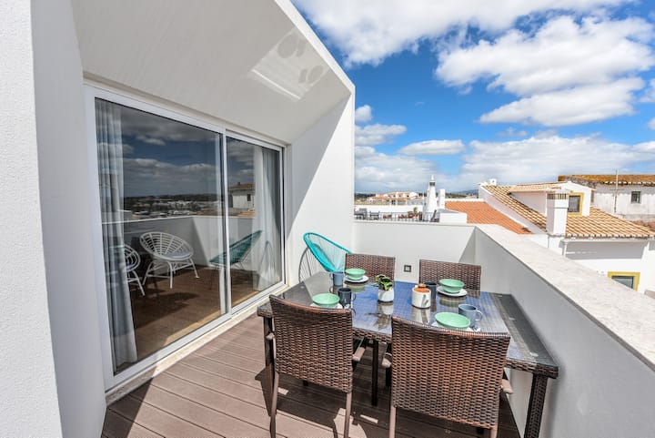 Apt. Da Torrinha, Mountain Harbour & City Views - Lagos, Portugal
