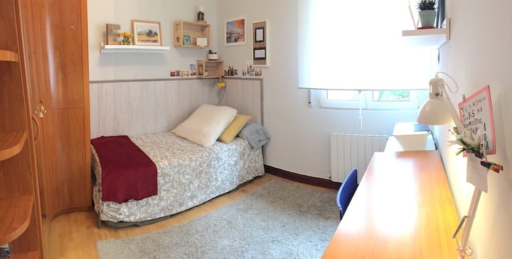 Habitación Tranquila Y Práctica - Bilbao