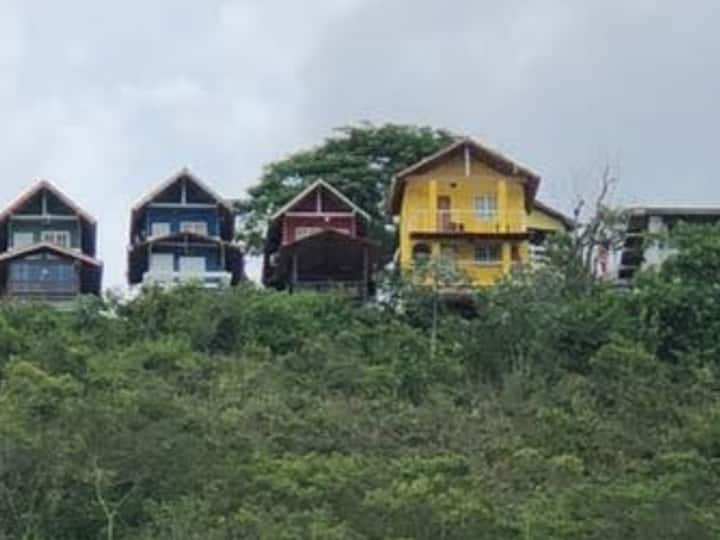 Chalé Linda Vista (O Amarelinho) - Itatiaia