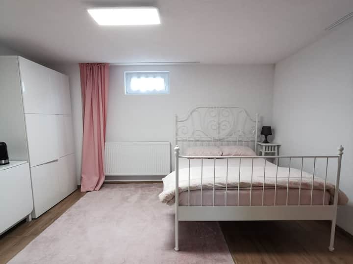 Familienfreundliche Wohnung Nahe Frankfurt Am Main - Frankfurt