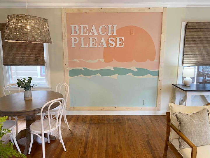 3 Blocks To Beach / Photo Op Wall - Galveston, TX