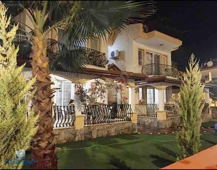 Vip Apart & Village          Kahvaltı & Yemek - Fethiye