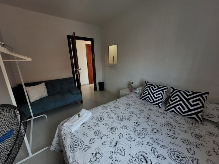 Habitación Céntrica, Luminosa En Barcelona. - Sant Cugat del Vallès