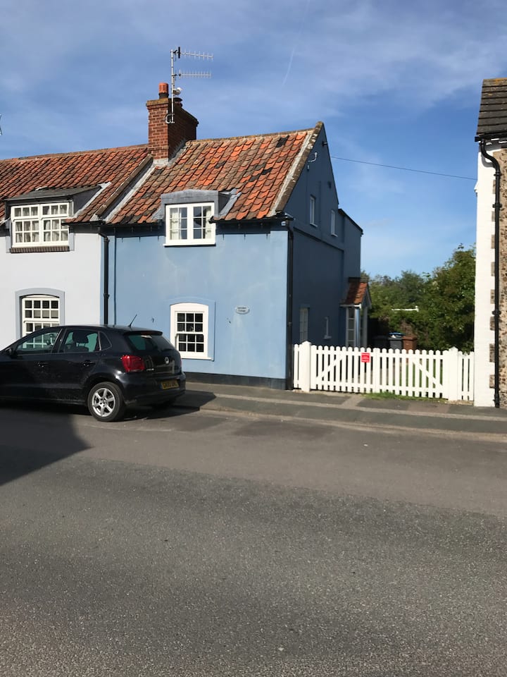 Spinnaker Cottage - Aldeburgh