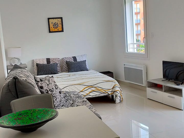 Beau Studio Tout Confort, à Proximité De La Plage - Vias