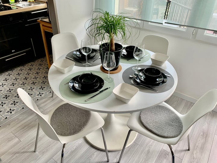 Appartement De Charme, Maisons Des Examens, Paris - Gentilly