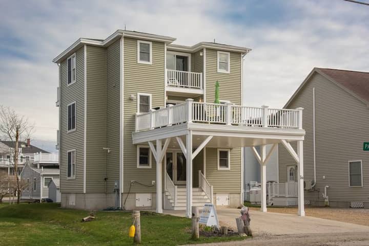 Immaculate Moody Beach House - Ogunquit, ME