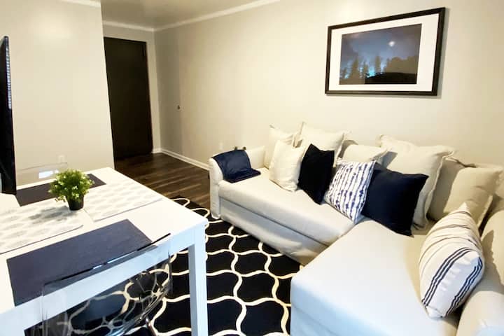 Newly Renovated 2 Bedroom 30 Mins To Nyc - Weehawken