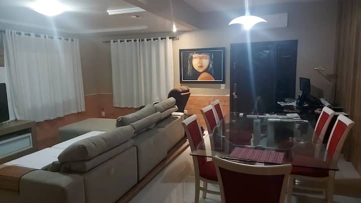 Quarto P/ 02 Hóspedes Ar Cond
Dentro De Residência - Blumenau