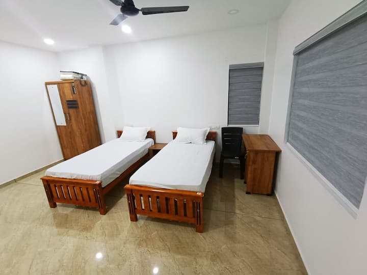 Azizia Apartments 2 (Non Ac Room) - Kozhikode
