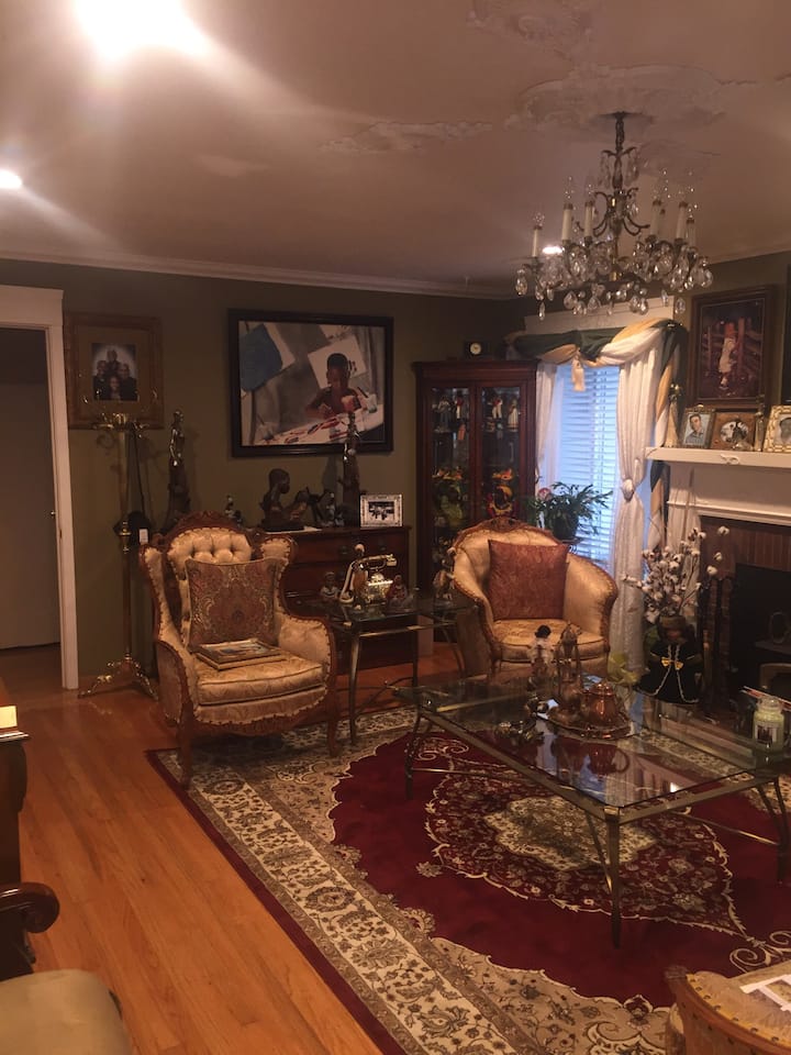 Cozy Bedroom - Castro Valley, CA