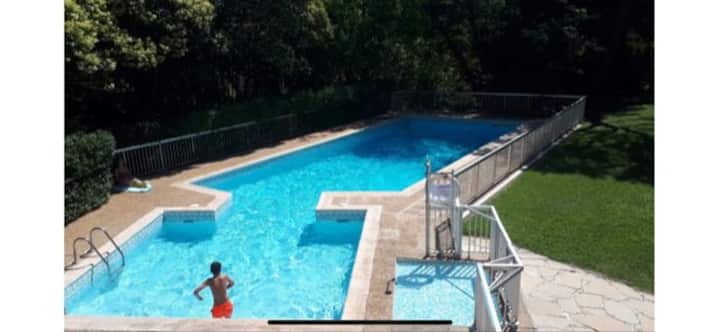 Studio Dans Une Résidence Avec Piscine - Grasse