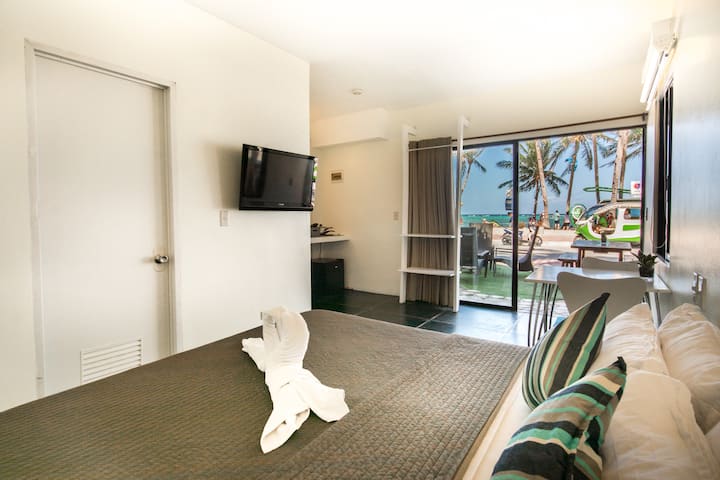 Beachside Ocean View Room With Kitchen - Malay