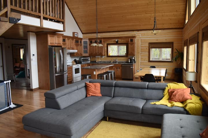 Bearberry Chalet- Magnifique Vue Sur Les Montagnes - Yukon