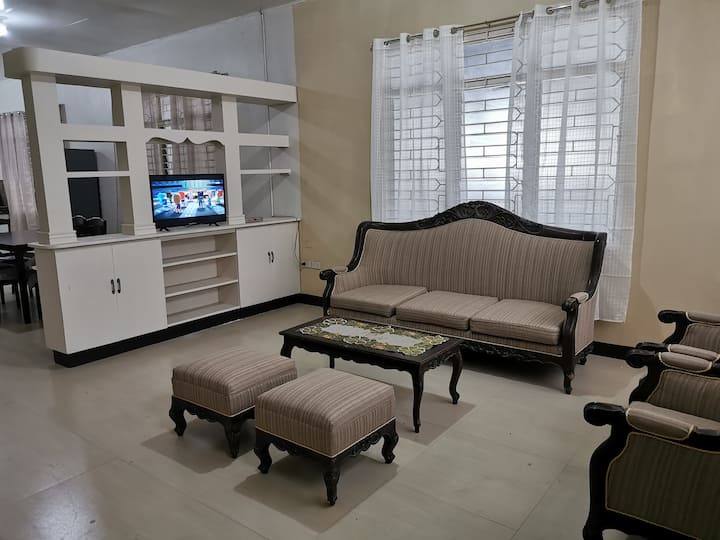 Vacation House Near Magsaysay Drive - Subic