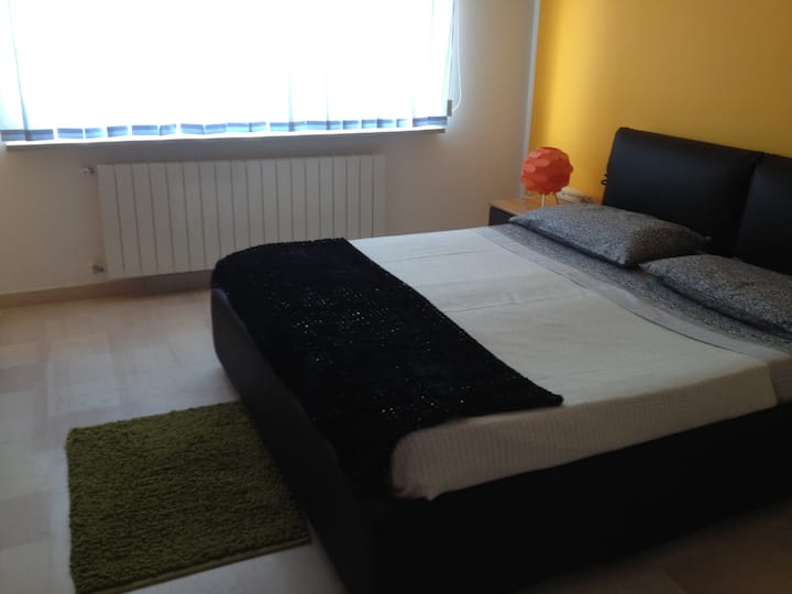 Cómodo áTico En La Villa - Pescara