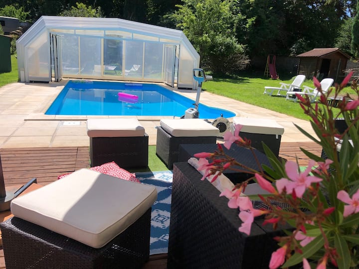 Chez Lilly & Cie : Piscine - Sauna Et Jardin - Épernay