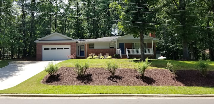Traditional House In The Research Triangle Park. - Durham, NC
