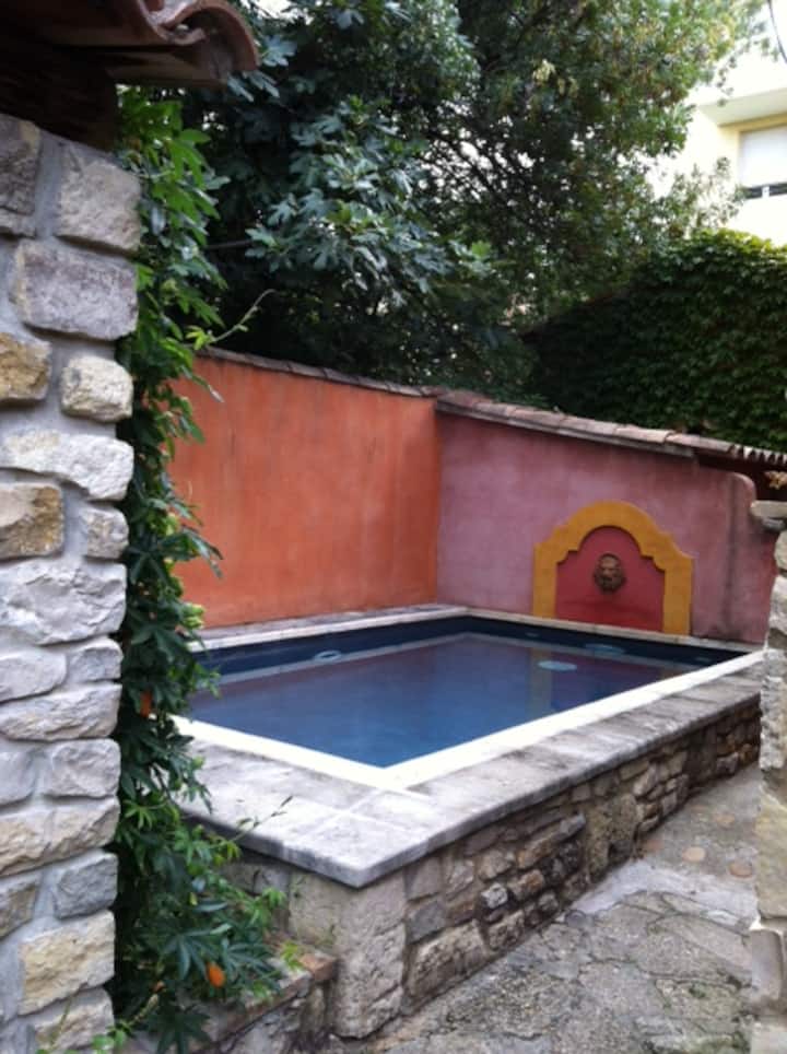 Studio Indépendant De 25 M + Piscine - Avignone
