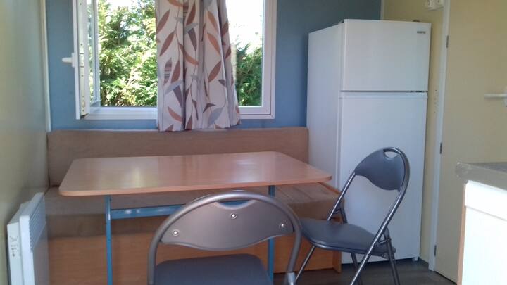 Mobil Home 4 Personnes 19m², 2 Chambres - Orcival