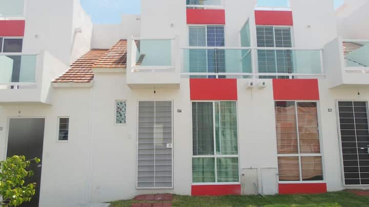 Hermosa Casa En Tequesquitengo - Tequesquitengo