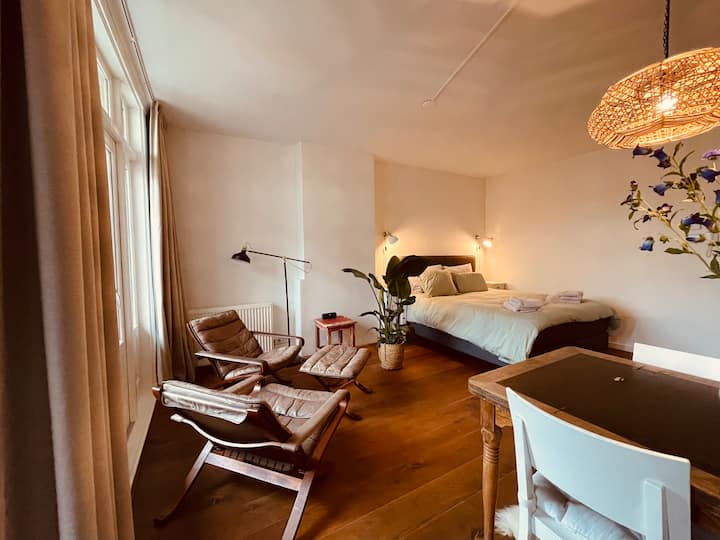 Cosy, Stylish And Very Comfortable Studio - Amsterdã