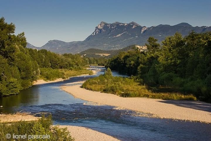 Agreable Maison De Village Proche De La Riviere - Crest