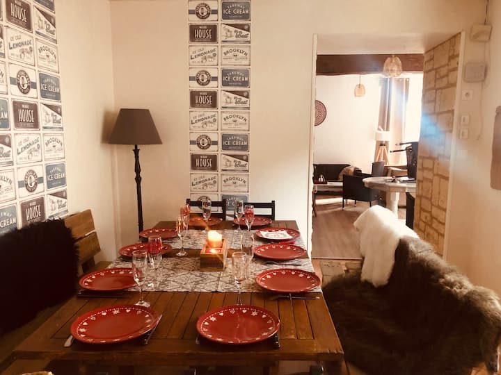 Chez Lilly & Cie : Sauna Jacuzzi Piscine Et Jardin - Épernay