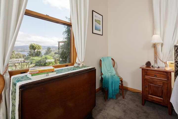 Ambience On Huon B&b - Silver Wattle Room - Hosted - Bruny Island