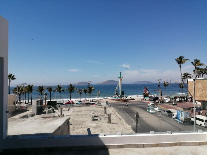 Spectacular Ocean View 1 Block To Beach Or Mercado - Mazatlán