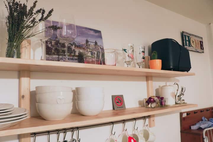 아담한 뉴몰든 플랏 - Surbiton