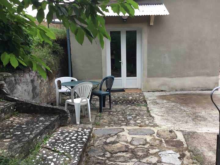 F2 Pleine Nature, Commerces, Sites Touristiques. - La Canourgue