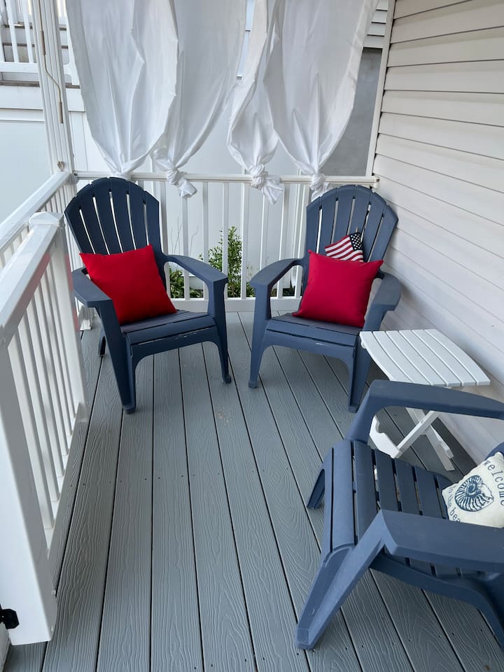 1354 Simpson 3 Bedroom 1st Fl. With Parking & Yard - Ocean City, NJ