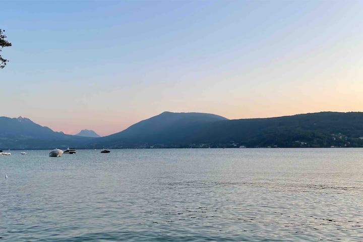 Annecy Centre, Grand T2 Avec Garage Fermé - Annecy