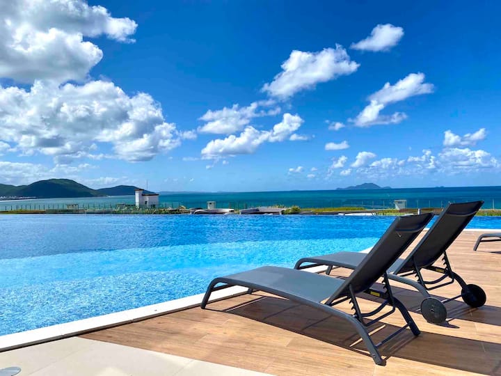 Apt Alto Padrão C/ Vista Mar, Piscina Borda Ao Mar - Florianópolis