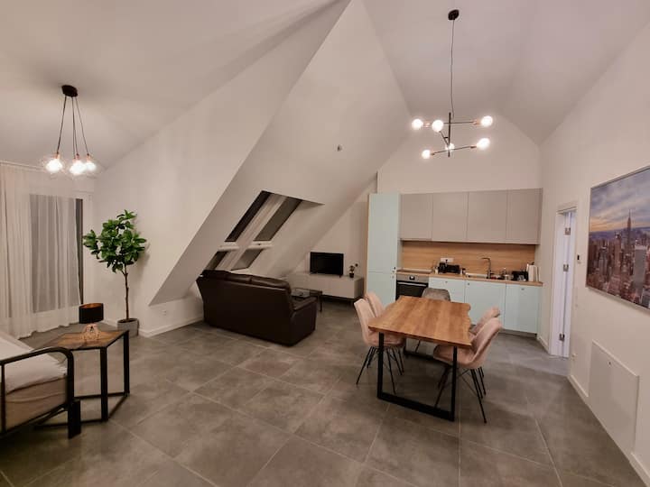 Wohnung Mit Balkon (2-zi./62m²) - Ludwigsburg