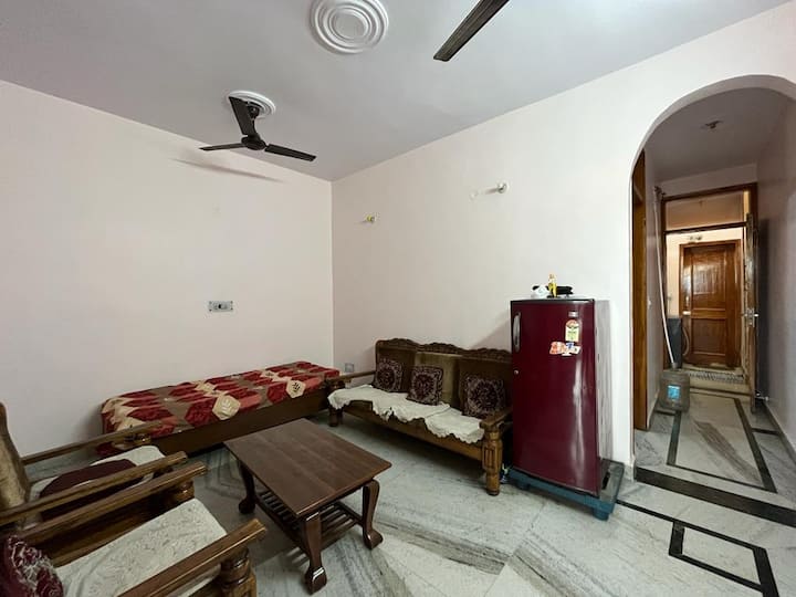 2bhk Flat - Delhi, India