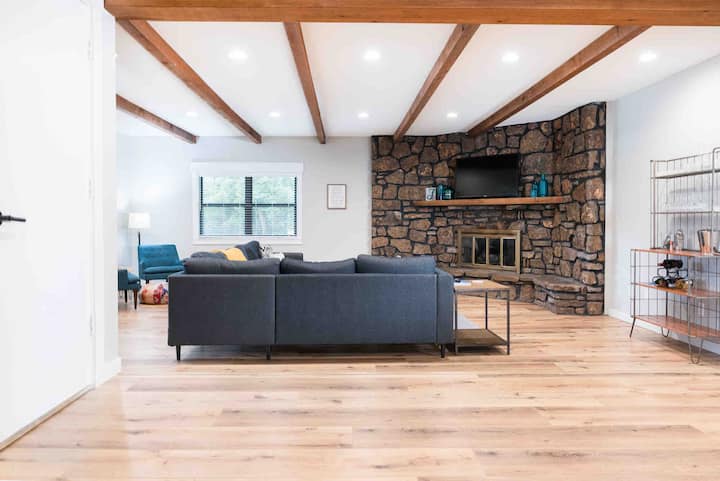 The Bentonville Bungalow • Quiet Neighborhood! - 벤턴빌