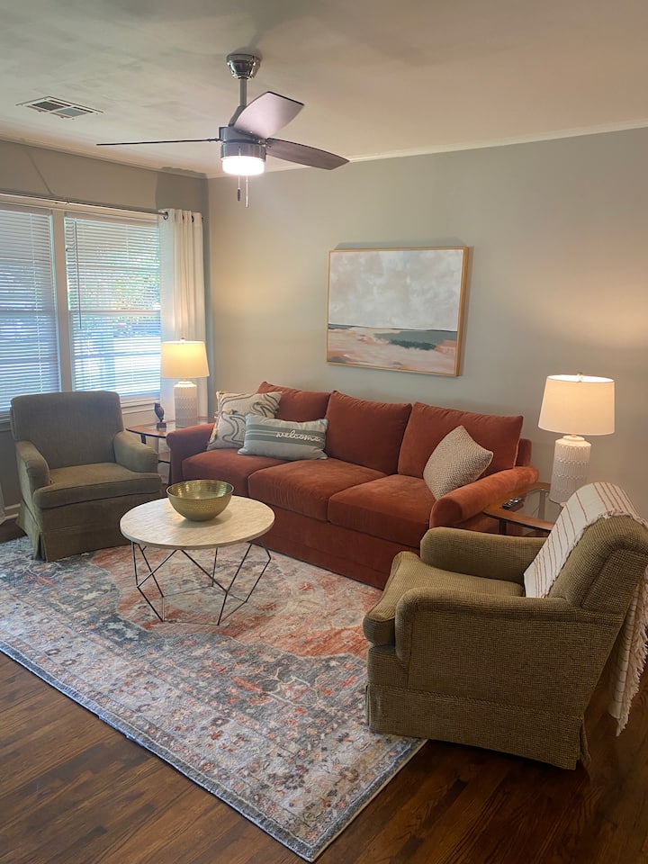 Comfortable 3-bedroom Retreat Near Expo Square - 塔爾薩