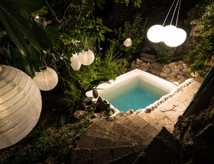 Sleep In Renovated 300 Year-old Farm Stables! / #3 - Vico del Gargano