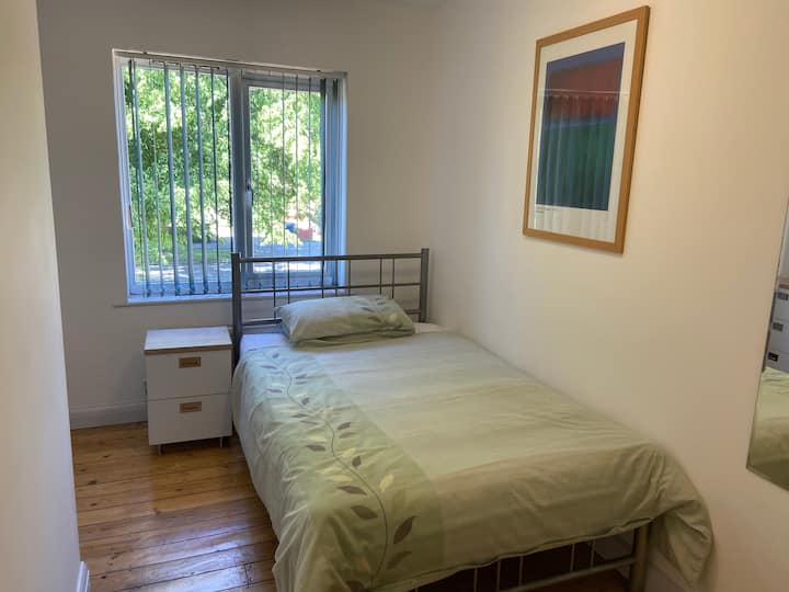 En Suite Bedroom Near Addenbrookes - Cambridge