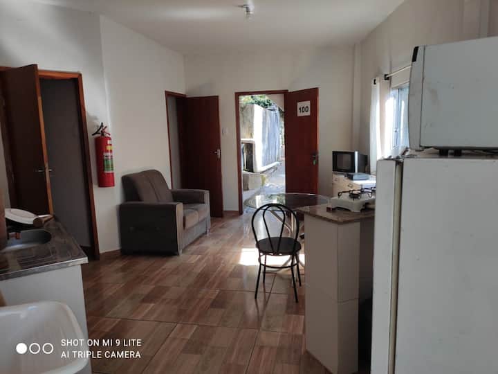 Apartamento Mobiliado 02 Quartos - Juiz de Fora