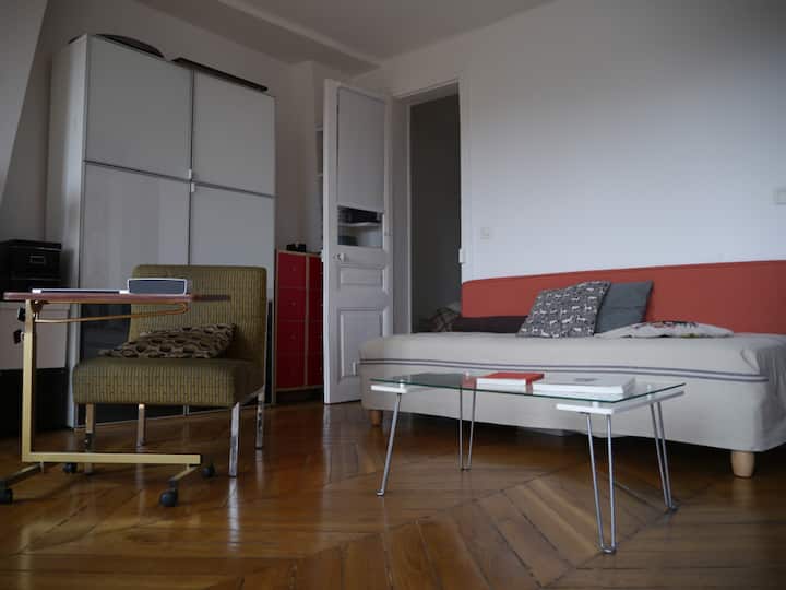 Appartement Lumineux Proche Montmartre - Porte de Clichy