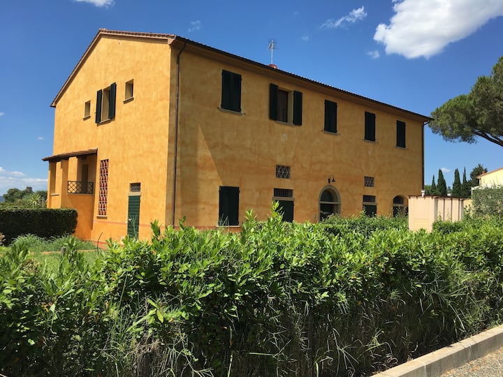 Bilocale Giardino Privato Piscina Condominiale - Cecina