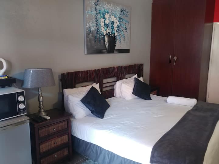 Suite 8 @ Africa Sky - Tlhabane