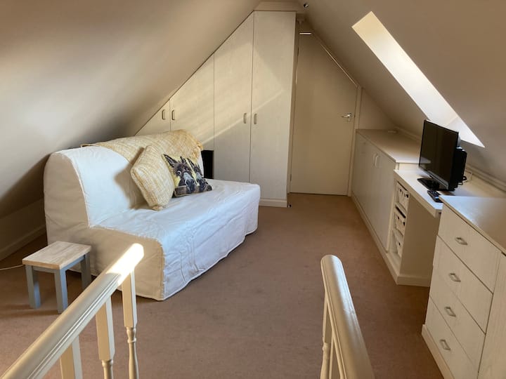 Quirky Style In Perfect New Forest Location - Brockenhurst