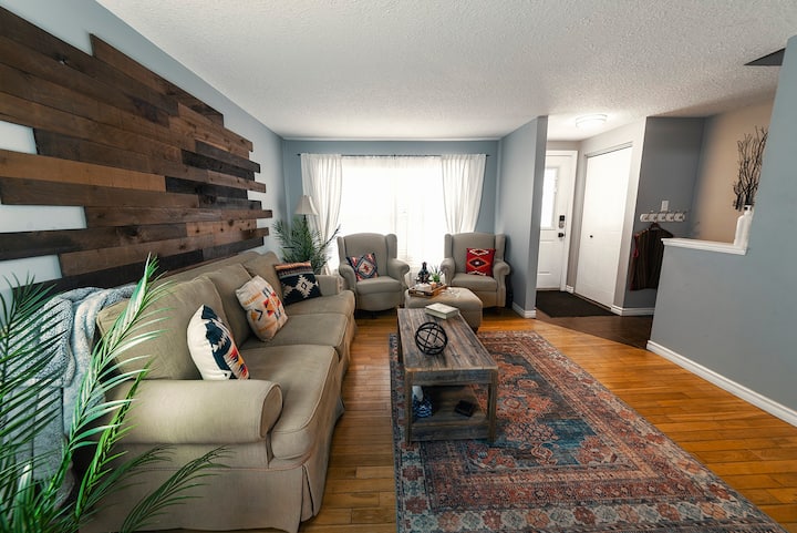 La Chic - Stylish Bedroom With Free Parking And Wifi - Guelph