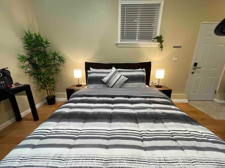 A Cozy Studio / Tiny Home - Daly City